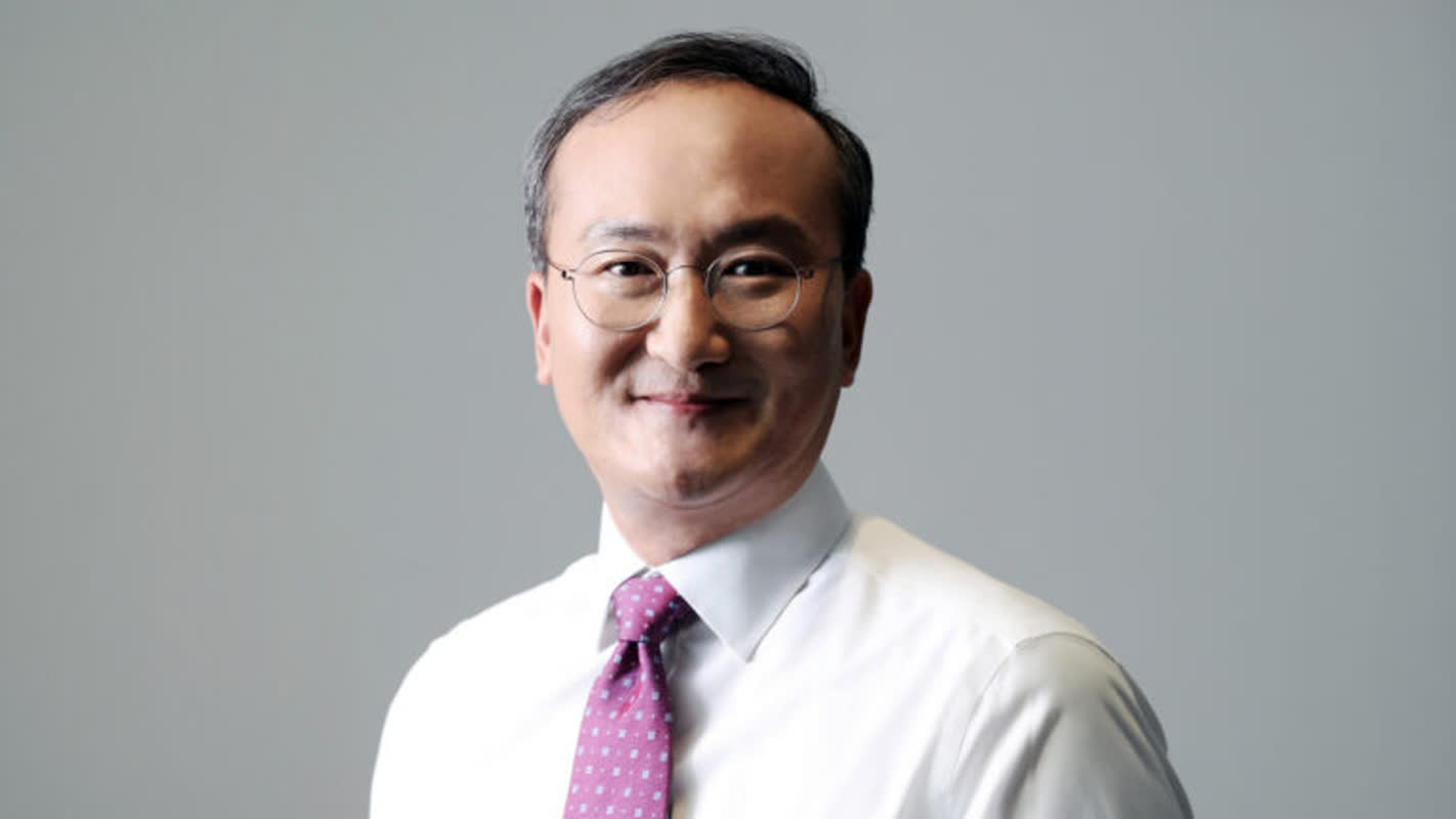 SK온 떠난 이석희 인텔에 '둥지'...반도체로 컴백