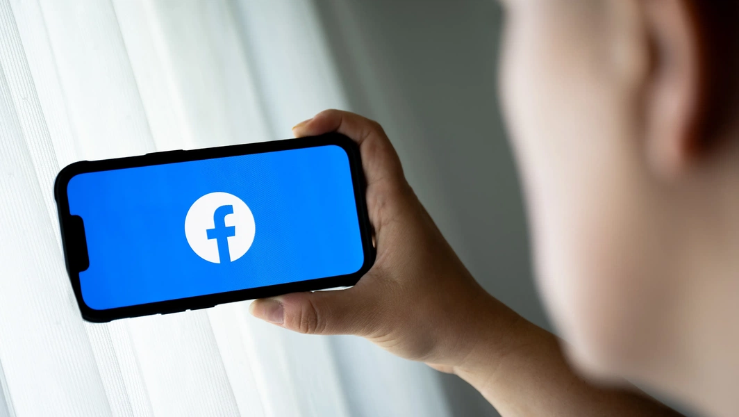 8 reasons to leave Facebook behind