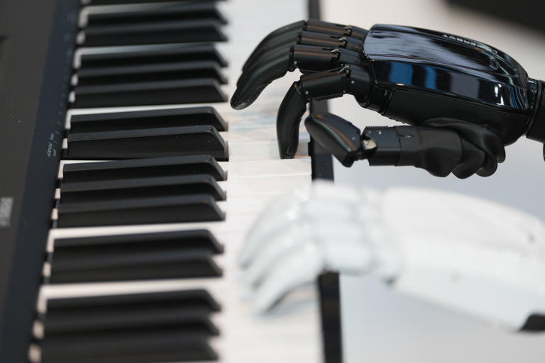 Meet Sophia the singing robot, as Hong Kong leads the way in musical ...