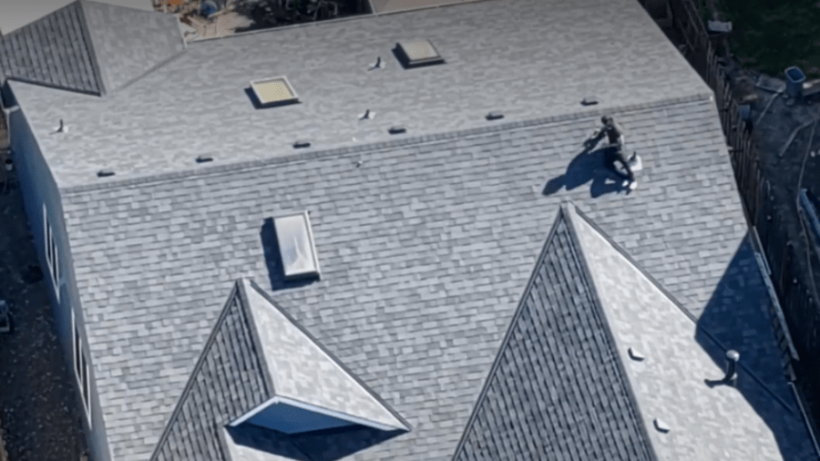 Portland area burglary suspect arrested after running across roof ...