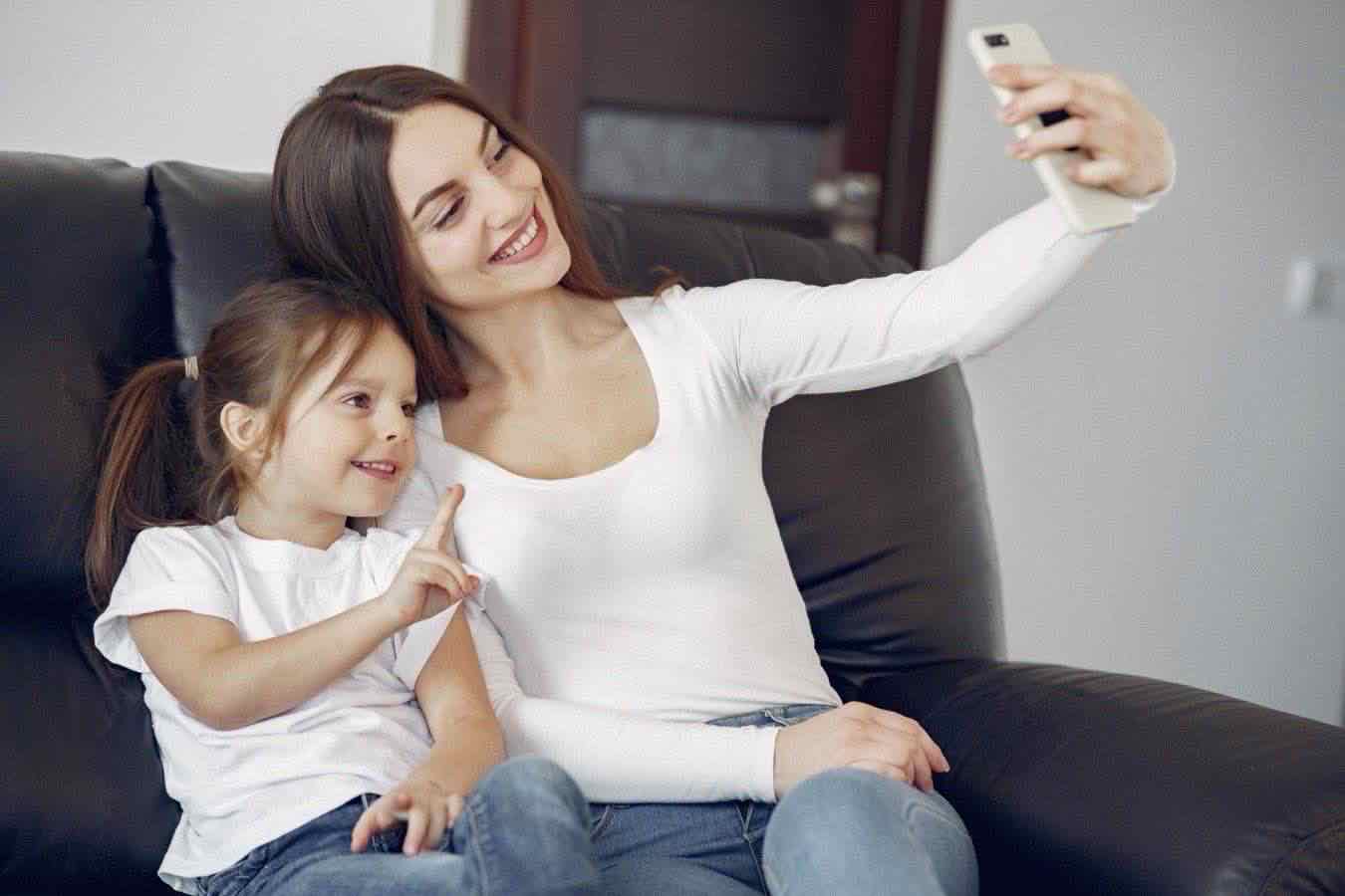 Pubblicare le foto dei figli sui social? Per il Garante, se hanno meno ...