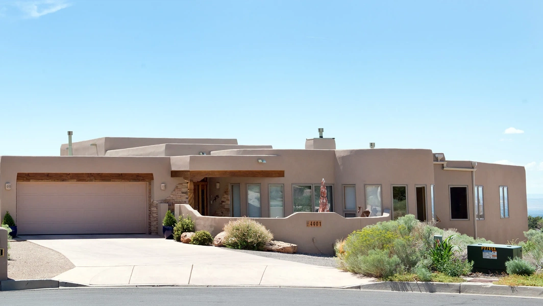 6 Breaking Bad filming sites in Albuquerque