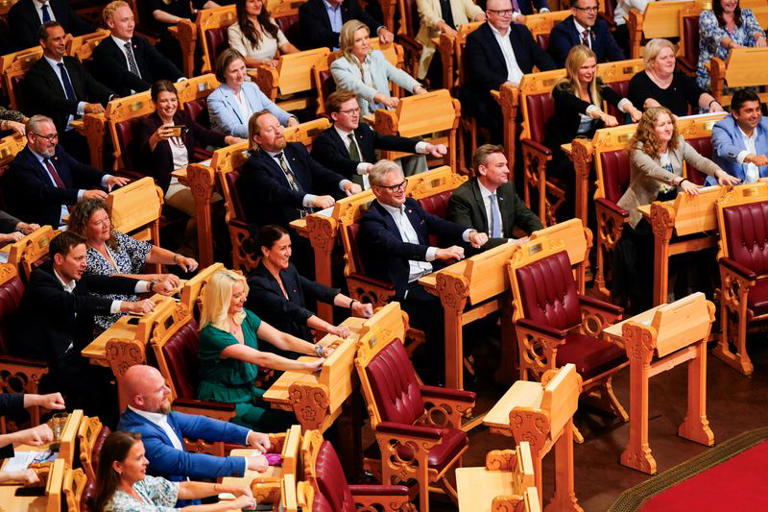 Soccer-Norwegian parliament gets behind World Cup team with fans ...