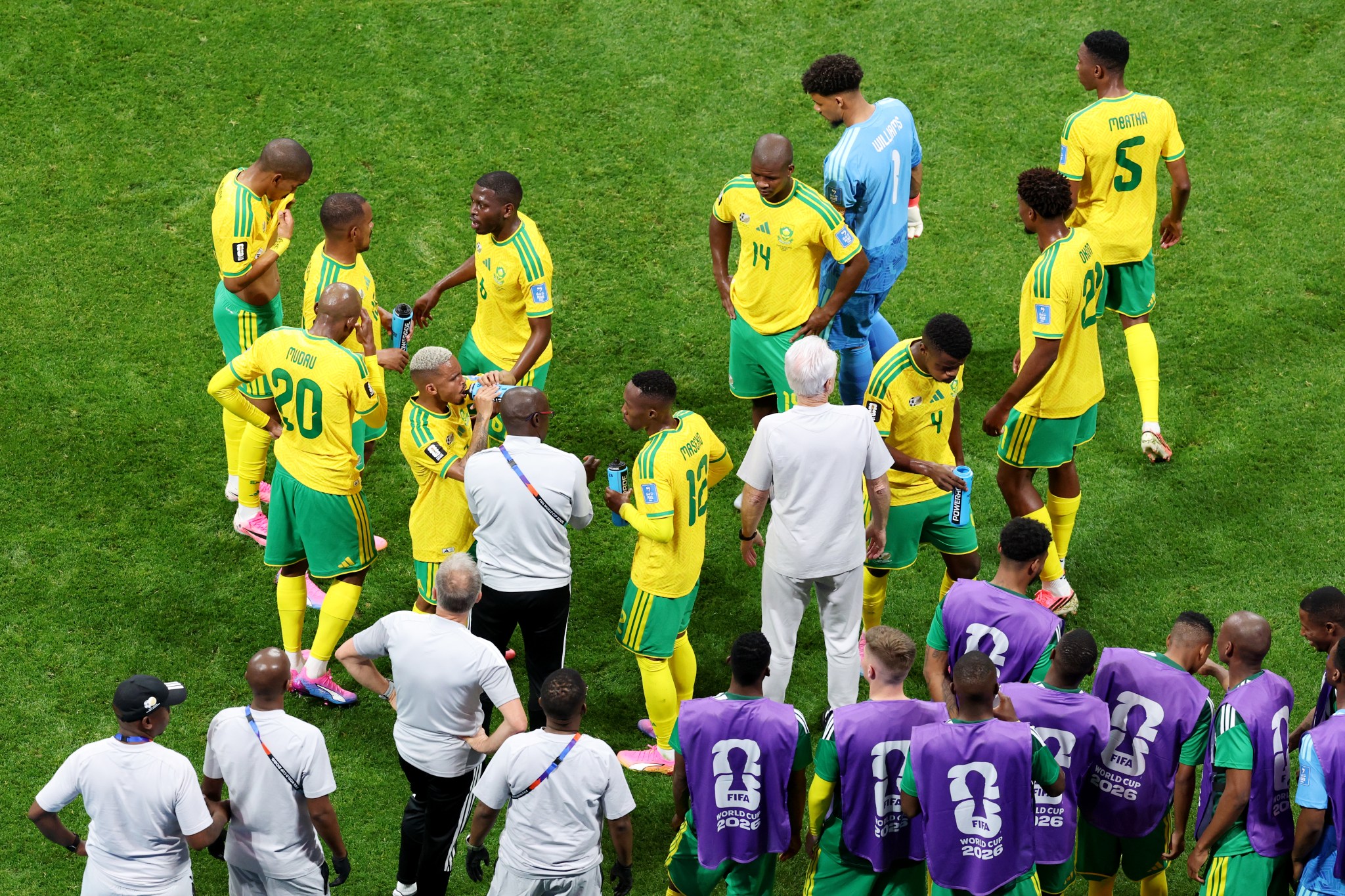 Czechia-South Africa fans boo hydration break during World Cup match
