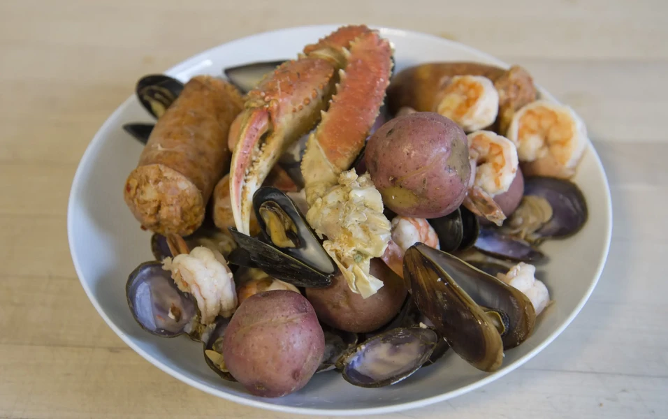 Seafood boil secrets for unforgettable gatherings