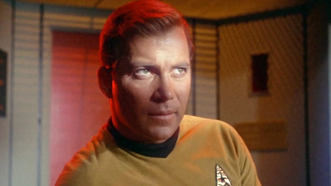 5 defining James T Kirk adventures