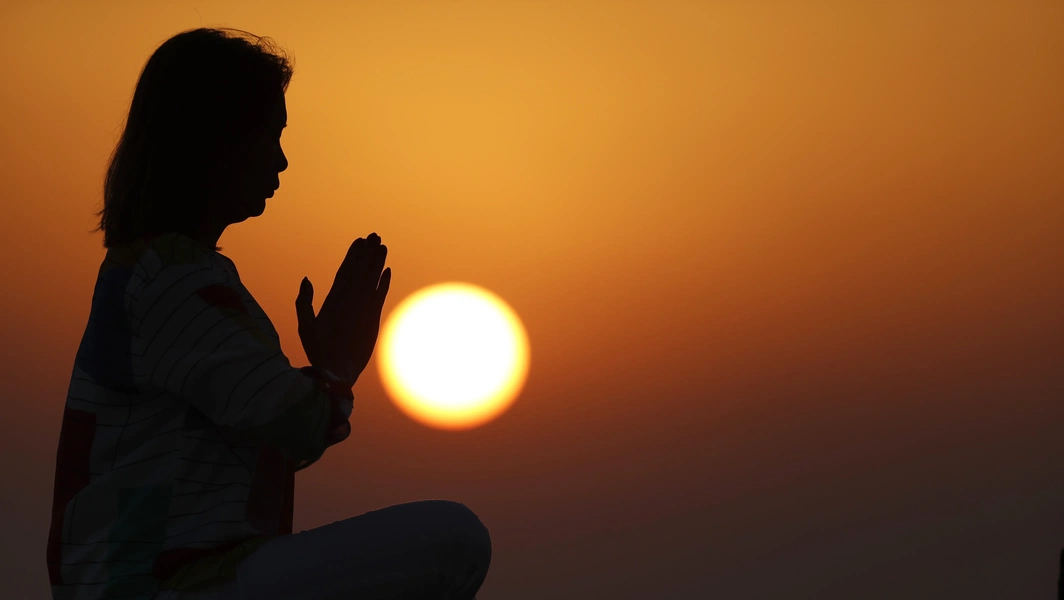 Evening yoga rituals to calm your cortisol