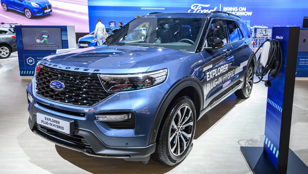 Ford Explorer Hybrid: Performance, efficiency, and future plans