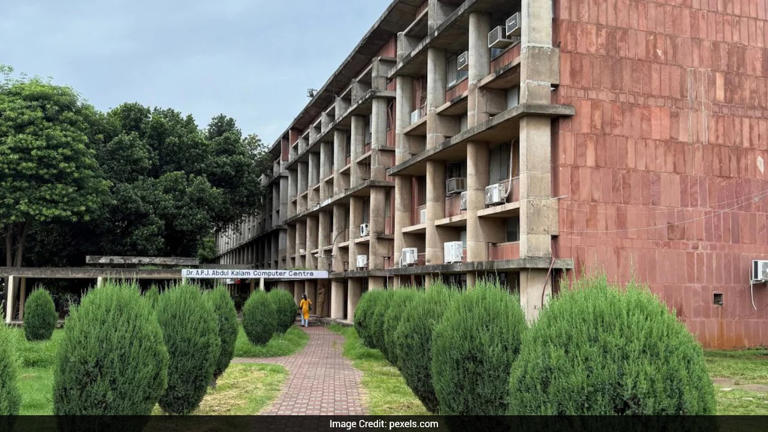 AIIMS BSc nursing admit card 2026 today: Check hall ticket link, exam ...