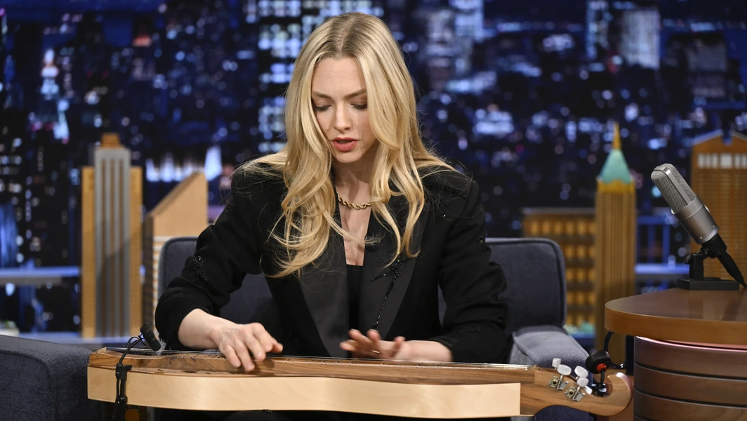 Amanda Seyfried’s shelved Joni Mitchell biopic journey