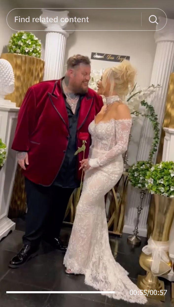 Bunnie Xo reveals the fight that led to Jelly Roll divorce filing in ...