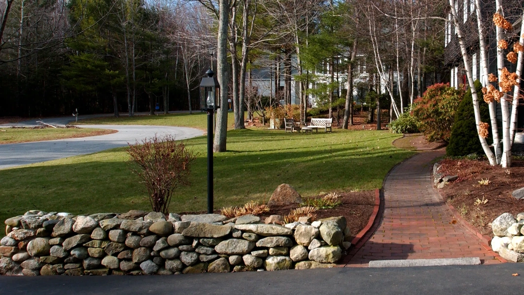 5 creative driveway edging alternatives