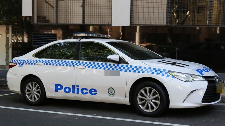 Wild cop car chase in Sydney suburbs