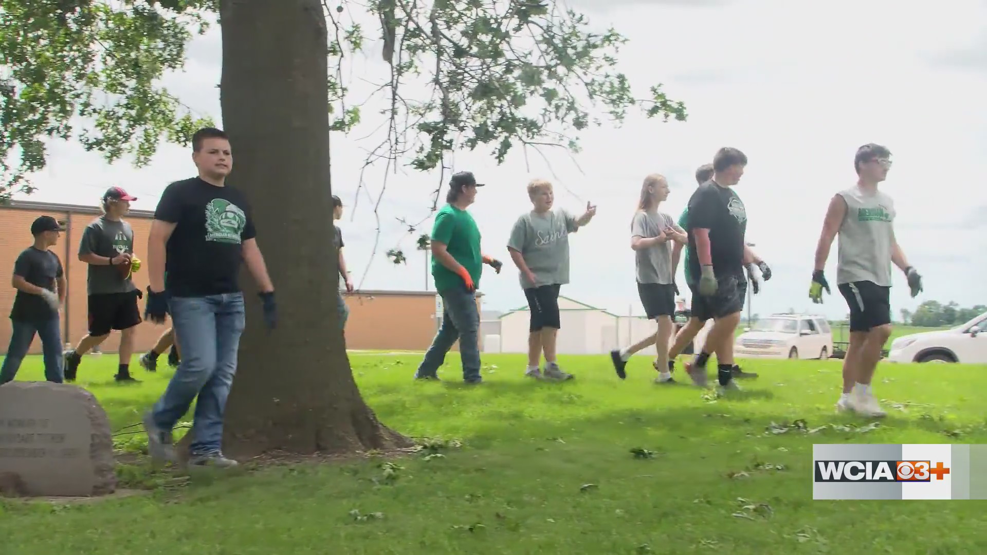 Athletes clean up storm damage in Blue Mound