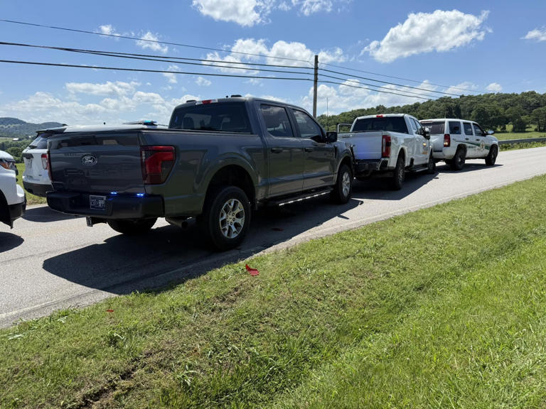 Tennessee man uses stolen vehicle to ram multiple police vehicles, lead ...