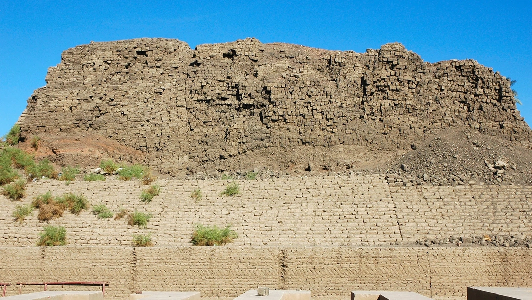 Ancient Sinai fortresses and biblical connections