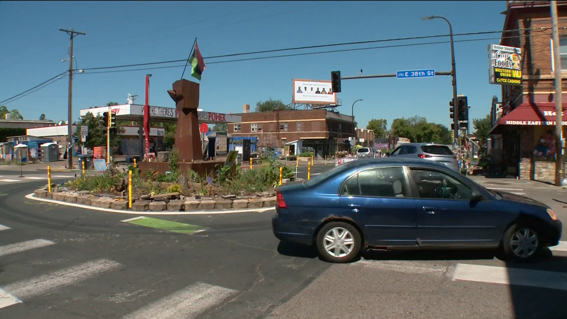 Business owner said city of Minneapolis has neglected businesses at ...