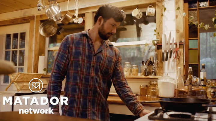 How this creator found happiness living off-grid in Massachusetts (30s)