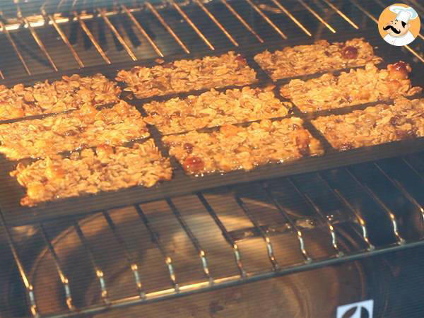 Energy granola bars - video recipe!