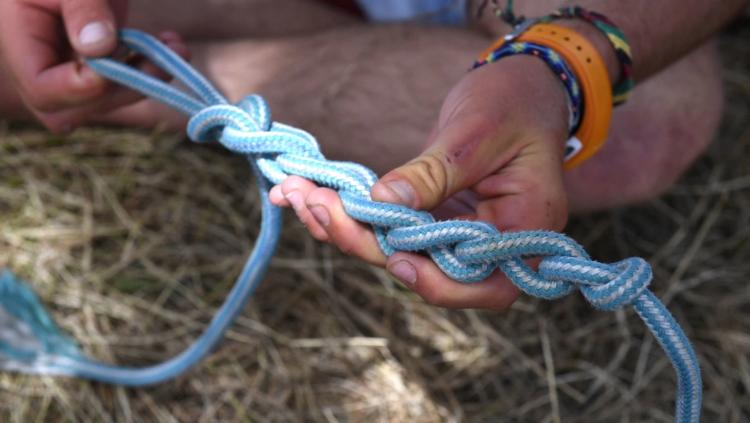 6 essential outdoor knots for practical use