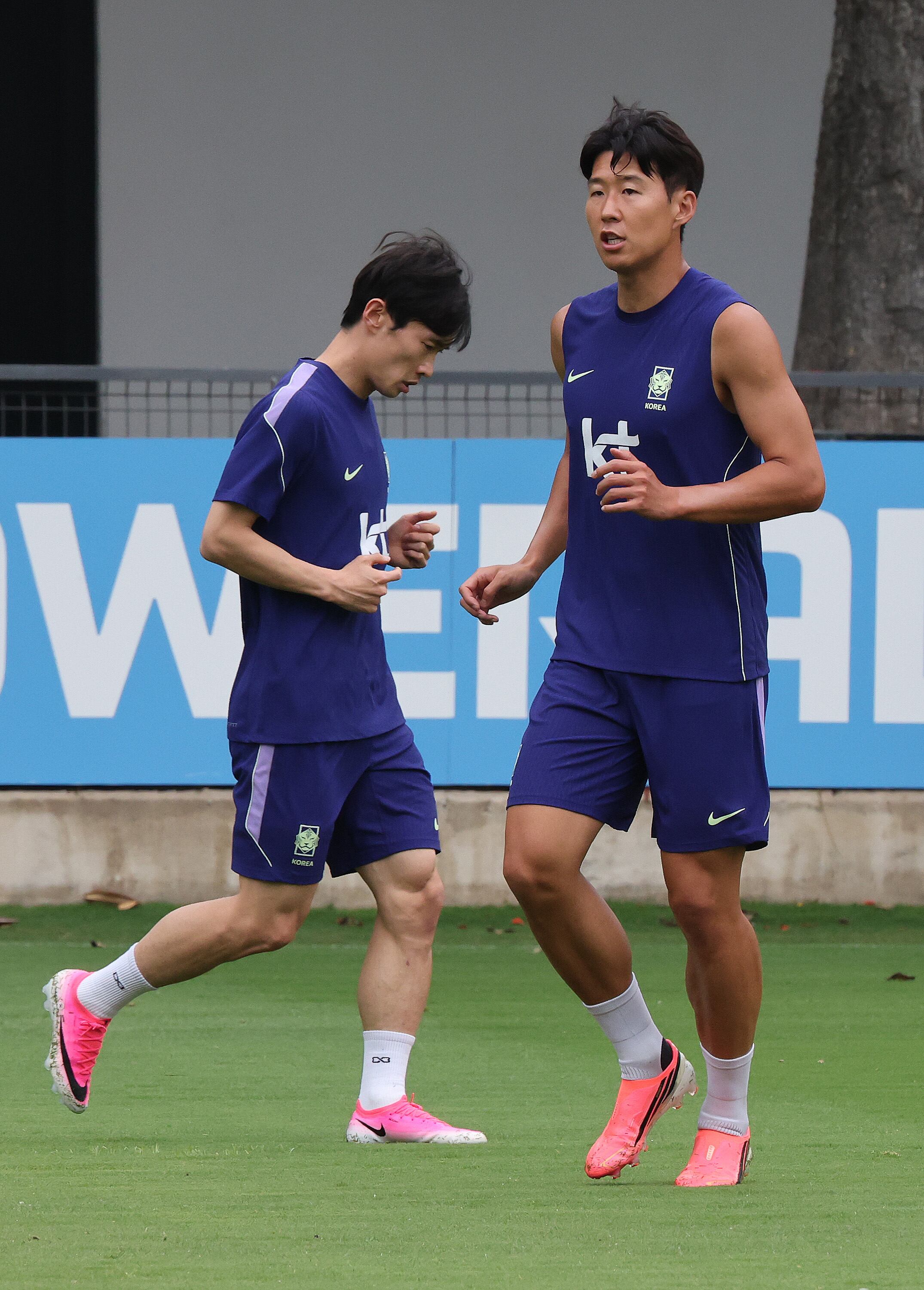 South Korea fields Son Heung-min, Kim Moon-hwan vs Mexico