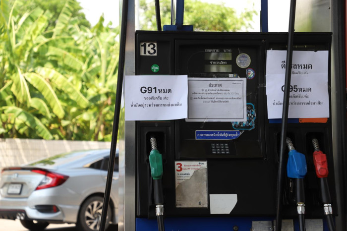 Officials offer advice to prevent panic buying of fuel