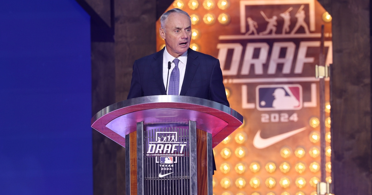 MLB proposes major change to draft process, college eligibility rules