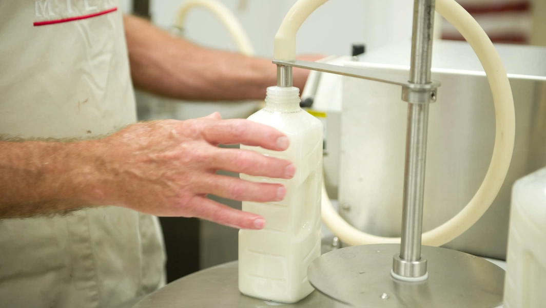 Heat stress threatens US milk quality and supply