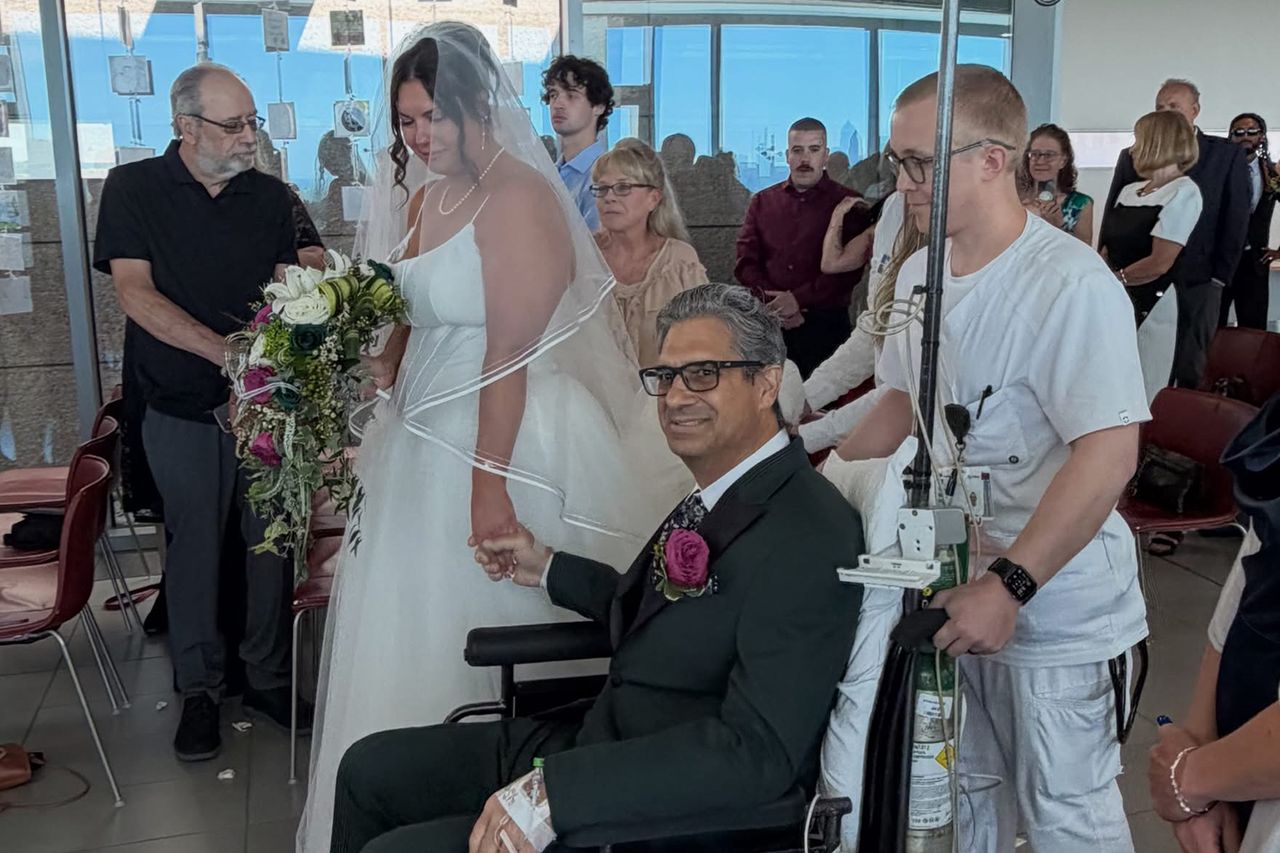 Dad walks daughter down the aisle at Cleveland Clinic after emergency ...
