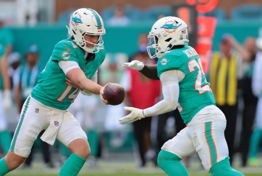 De’Von Achane listed as the best Miami Dolphins RB over the last 20 ...