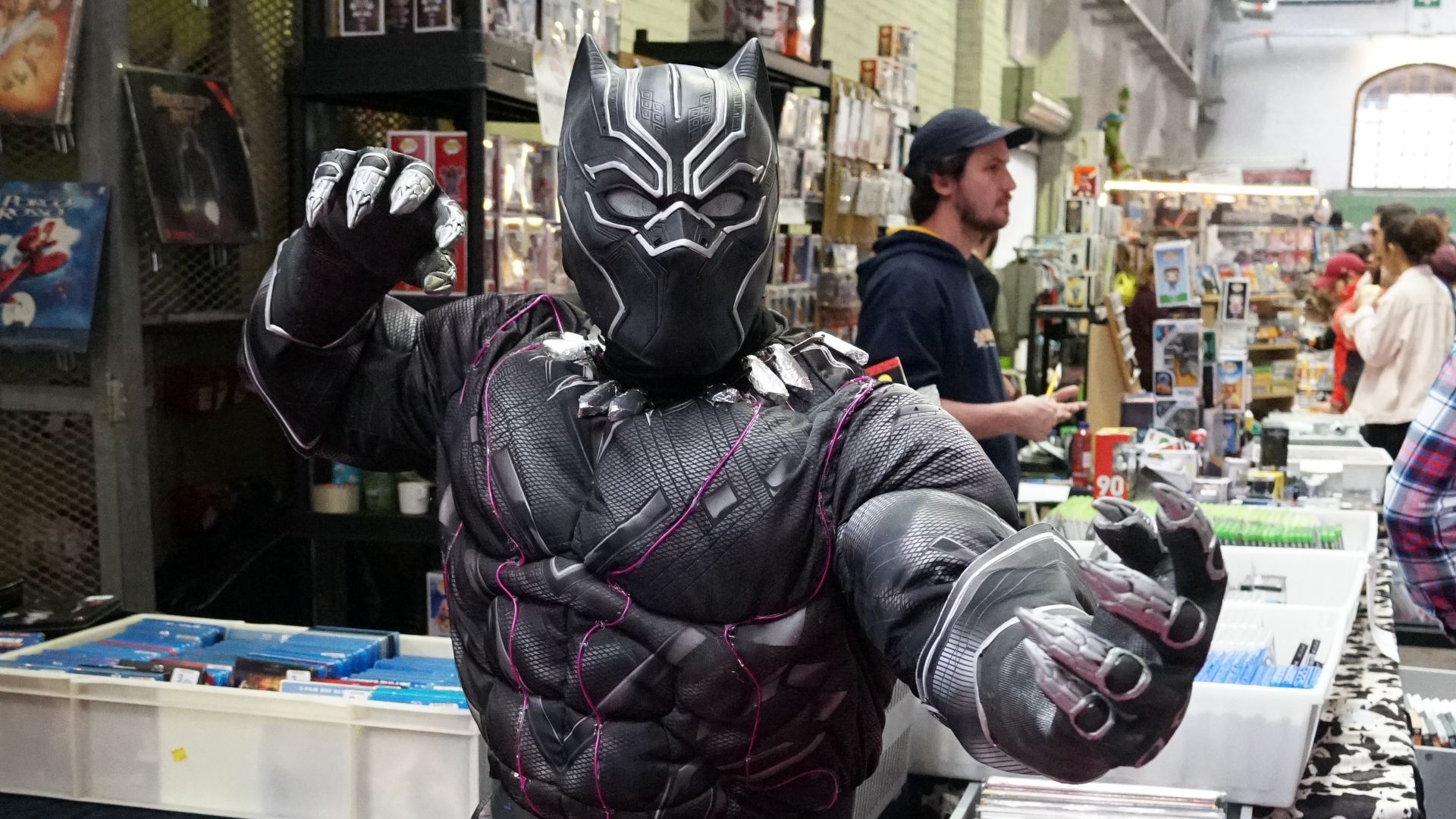 10 superhero suits we'd actually wear & 10 that would be a daily ...