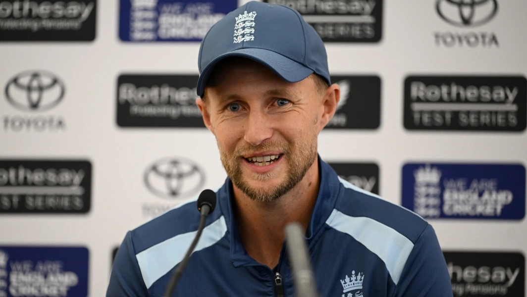 Root's tactical calls under fire as England trail New Zealand