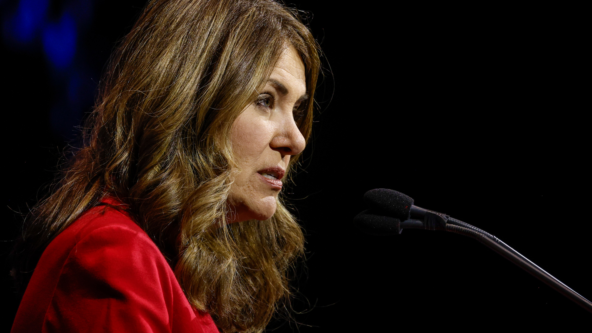Danielle Smith appeals for unity as Alberta referendum campaign gets ...