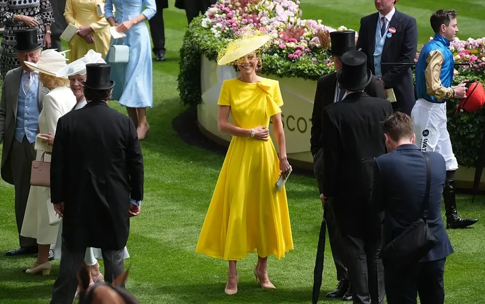 Royal Ascot dazzles with bold colours and eccentric hats