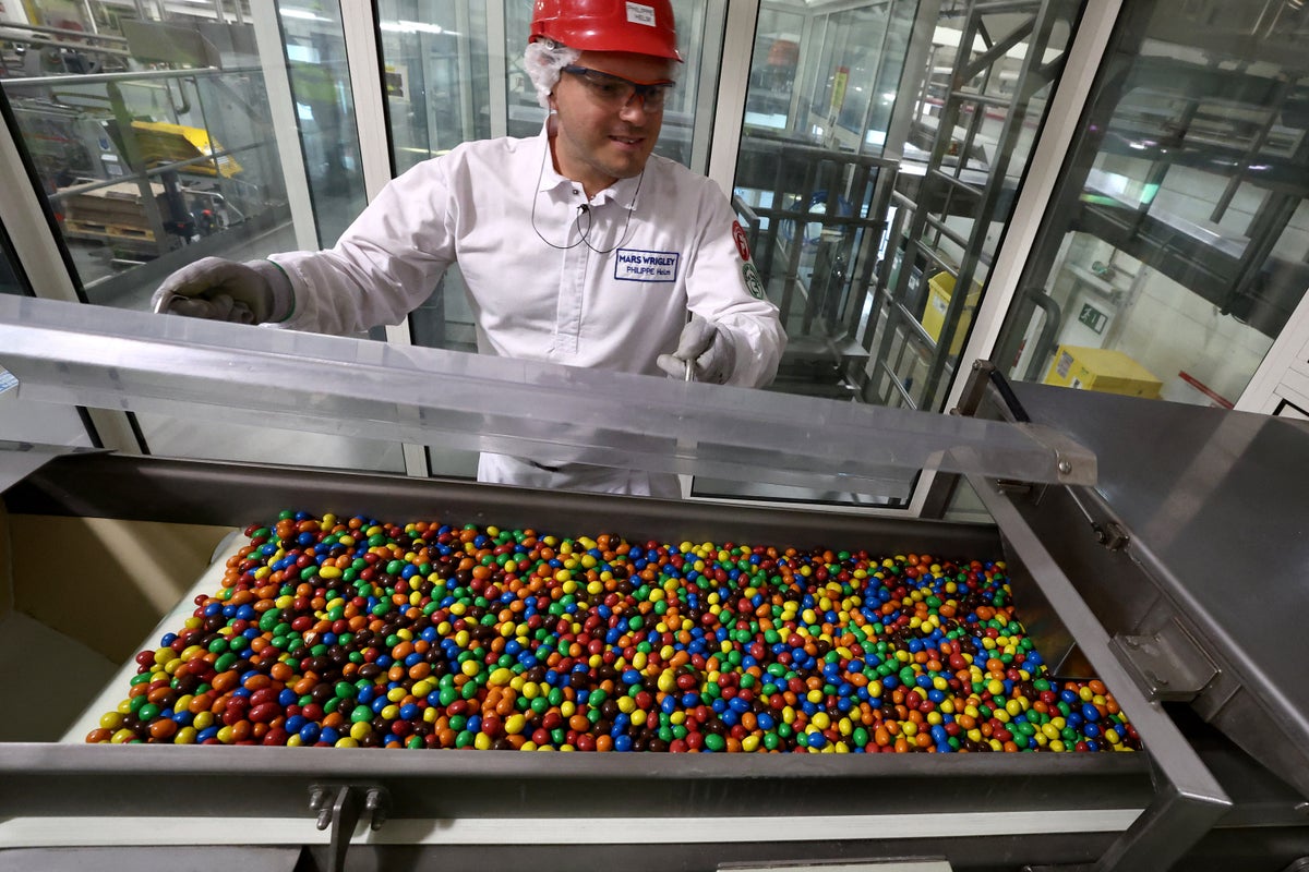 How M&Ms became MAHA-friendly: Expensive dyes and missing colors