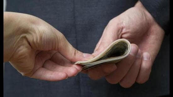 ANTF sub-inspector caught accepting ₹1-lakh bribe in Jalandhar