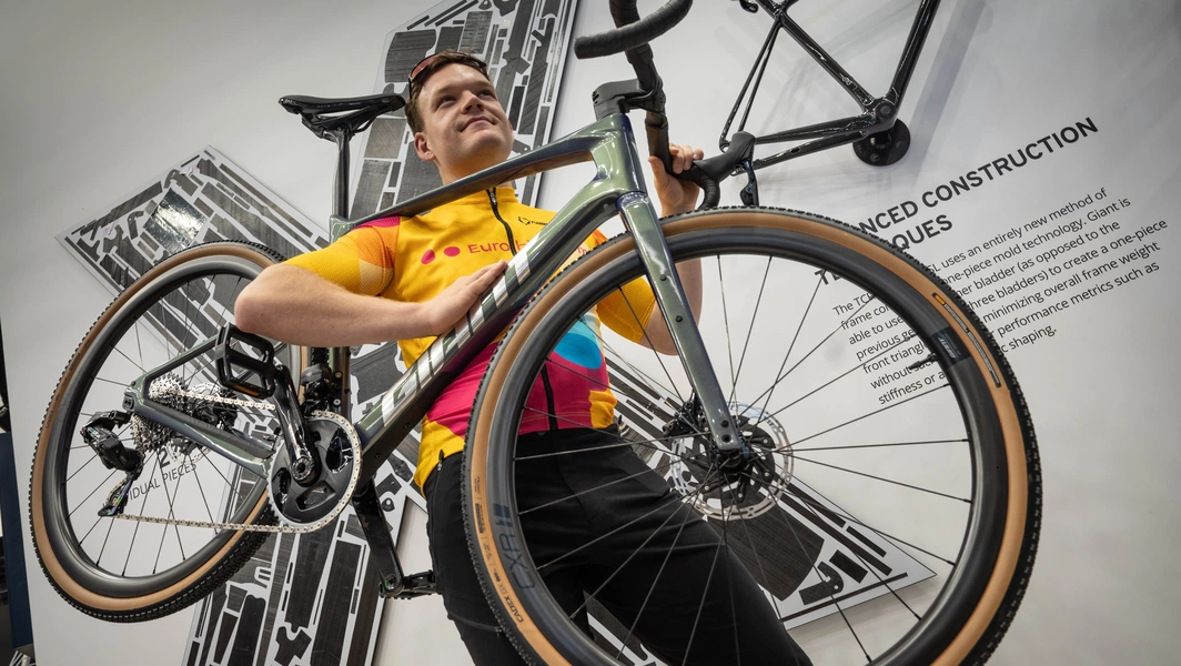 Gravel and endurance bikes compared