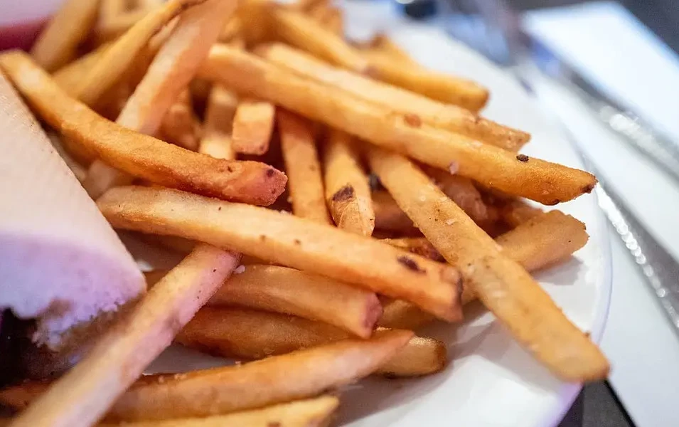 Experts share tips to keep fries crispy and healthy