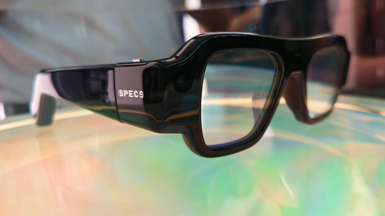 Snap won't confirm the chip but Qualcomm claims its new specs are in ...