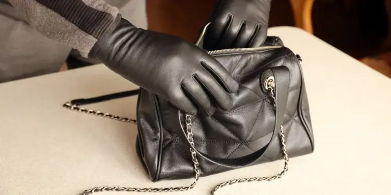 Police issue urgent warning as bag thieves target distracted World Cup fans
