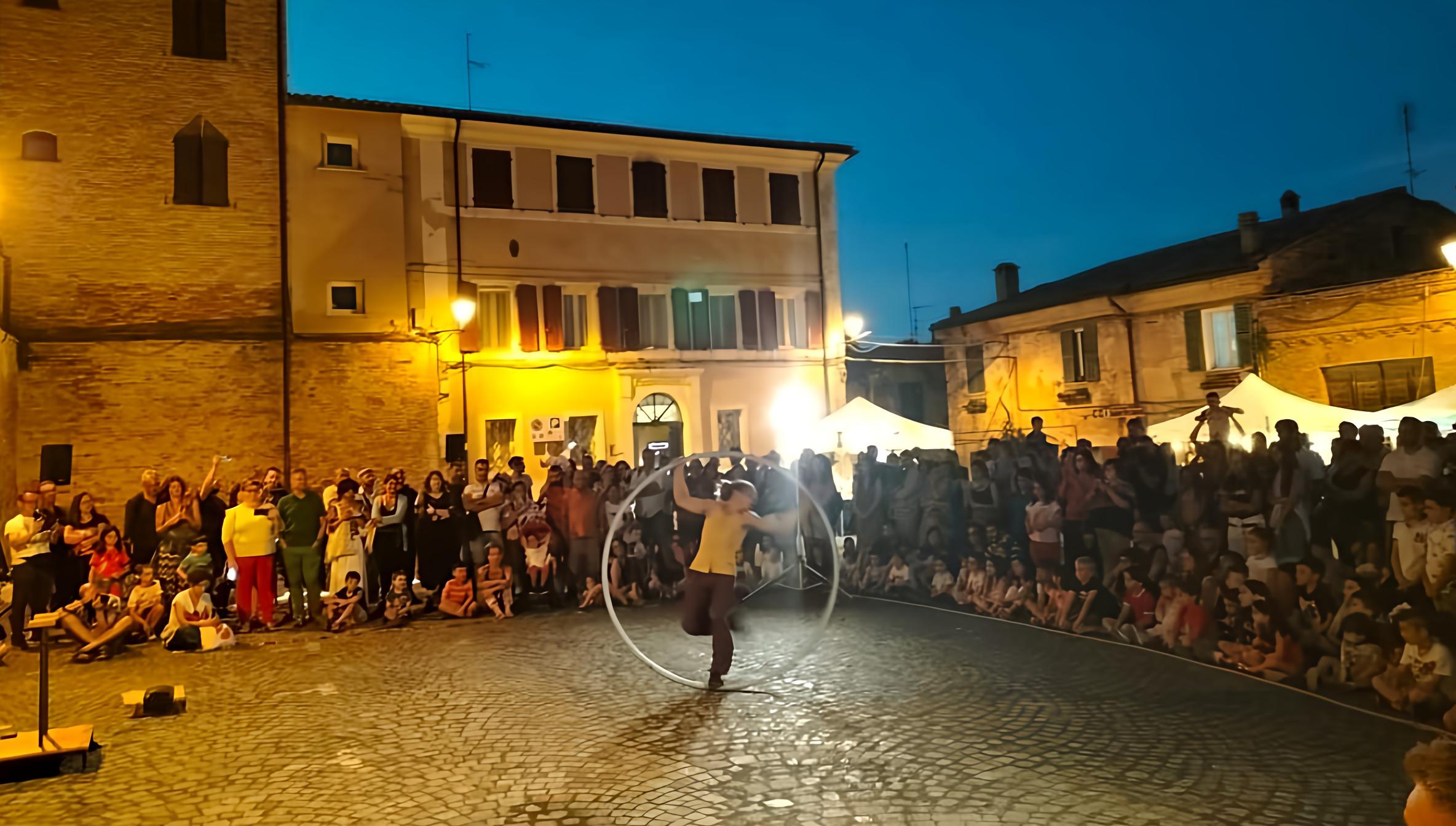 Ecco l'Offagna Buskers Festival. Tra musica, performer e mostre
