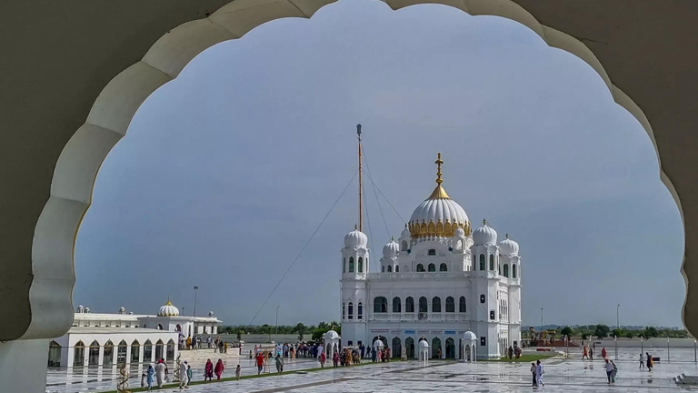 Main suspect held in killing of Sikh couple inside Pakistan's Khyber ...