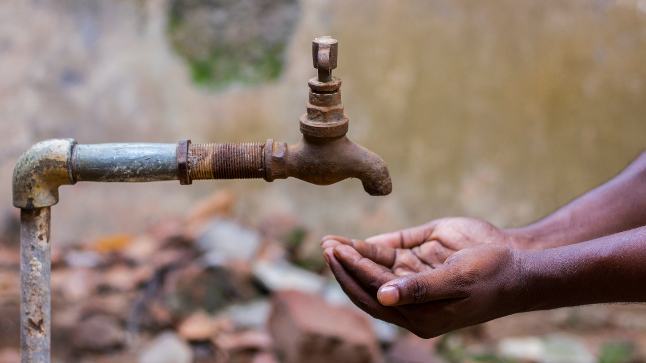 Mumbai water crisis: Wait for rain continues as reservoir levels fall ...