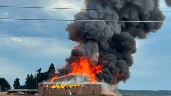 Molalla Coleman Ranch fire update: Massive barn fire at South Feyrer ...