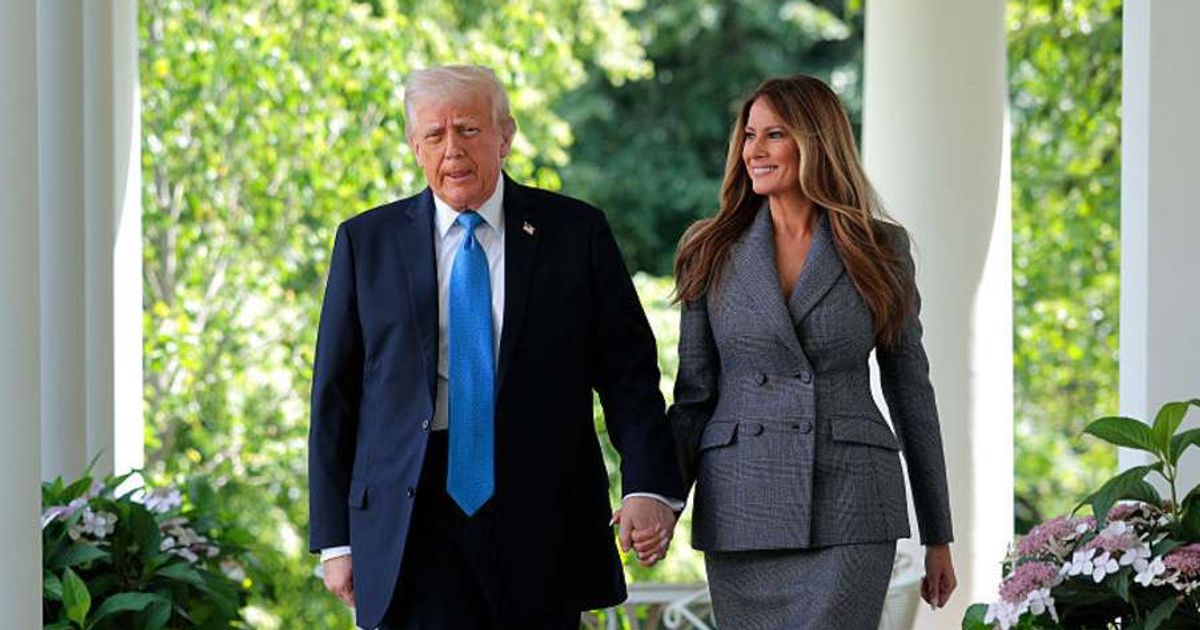 Trump is 'determined' to outdo Melania's White House bedroom, Maggie ...