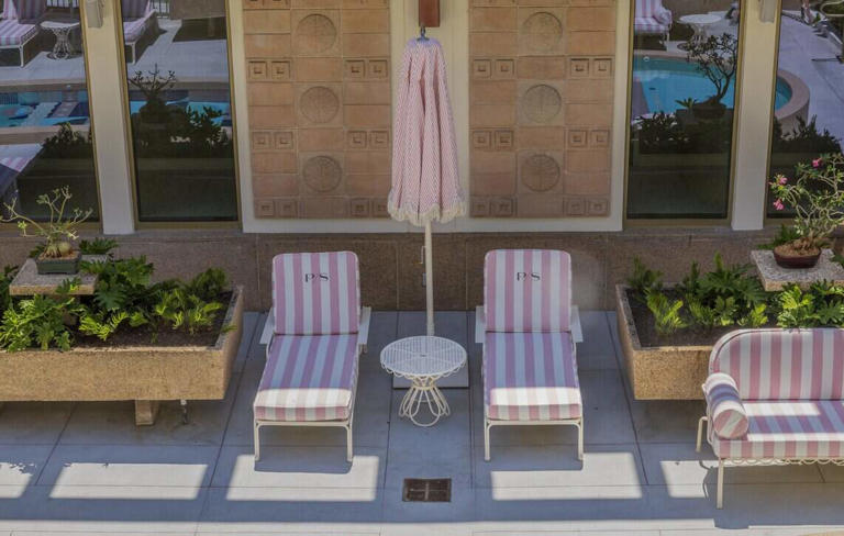 Inside a new luxury Miami airport terminal: Suites, caviar, privacy ...