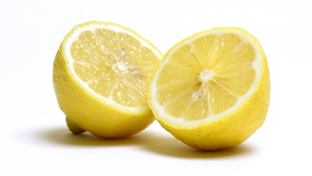 Why lemon water lovers swear by their morning sip