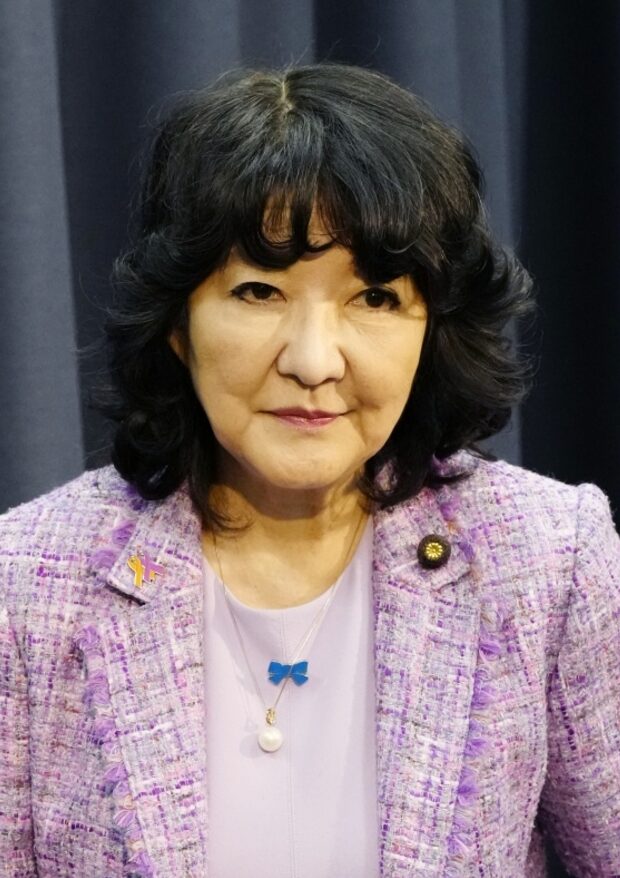 「投機には断固たる措置」 財務相、円安けん制