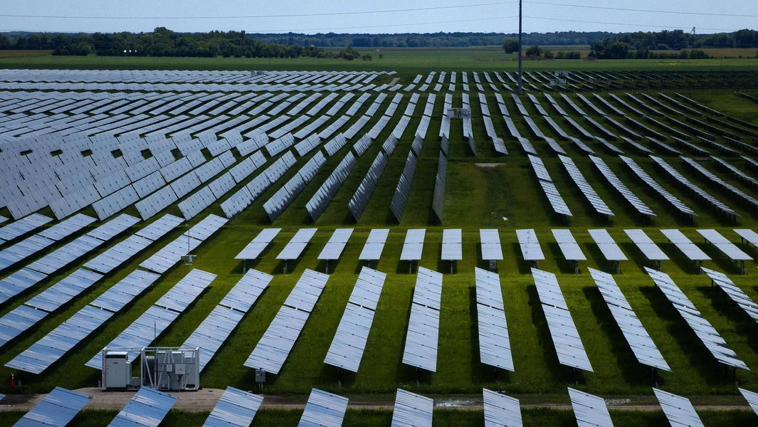 Former Illinois coal mine transformed into community solar farms