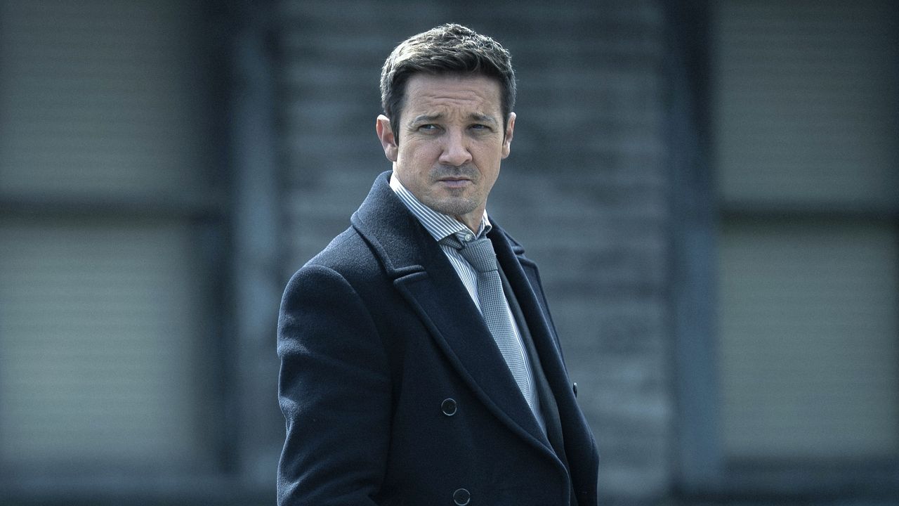 Jeremy Renner gets candid about snow plow accident recovery timeline ...